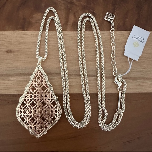 Kendra Scott | Jewelry | Nwt Kendra Scott Aiden Filigree Pendant Necklace Gold Chain Rose Gold ...